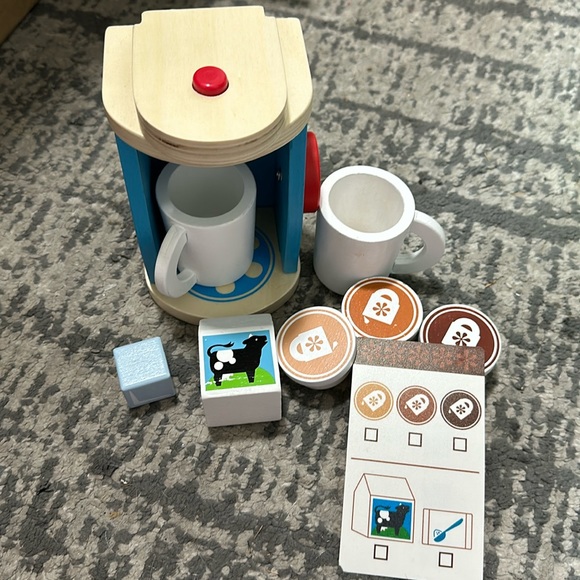 Melissa & Doug | Toys | Melissa Doug Coffee Maker | Poshmark